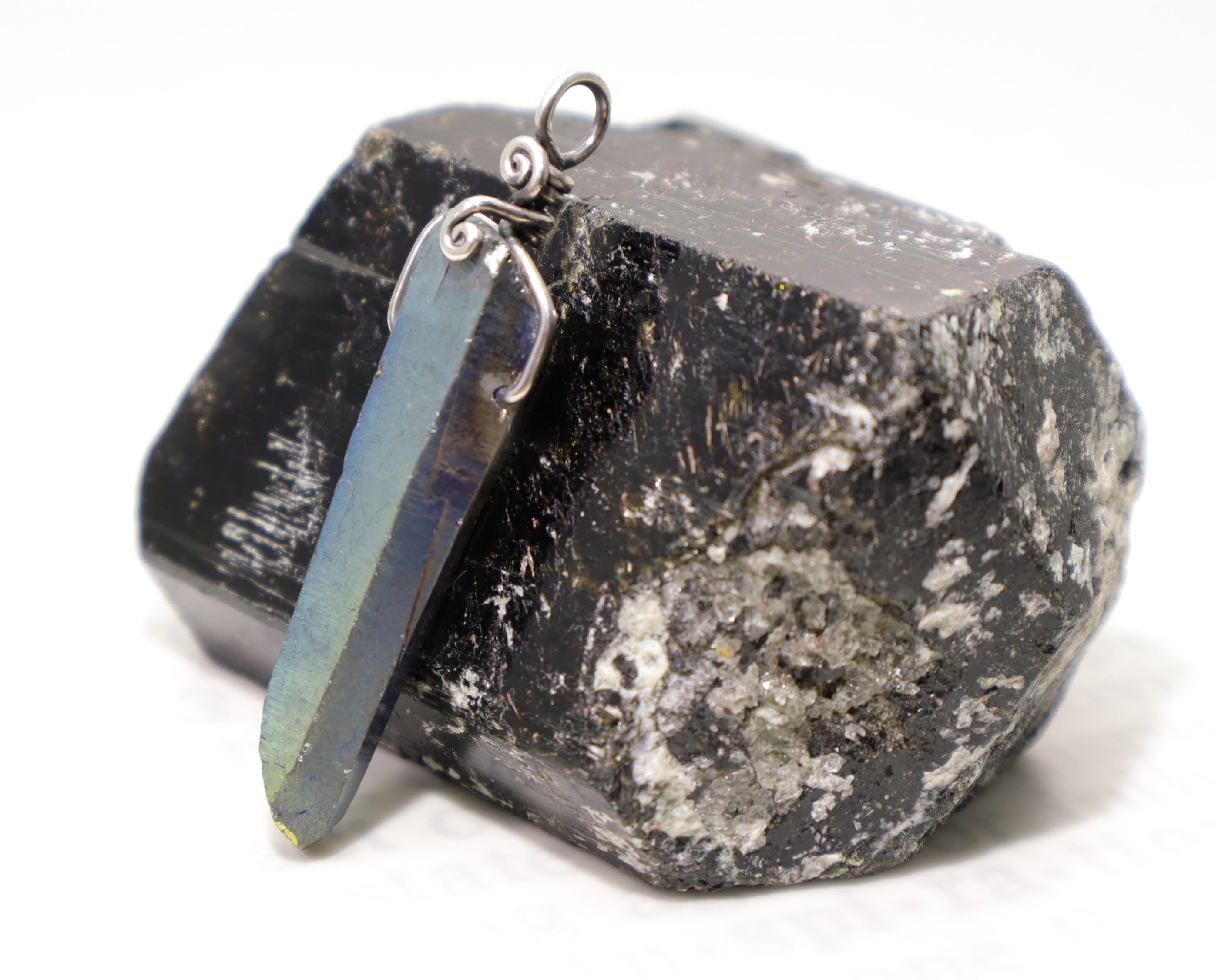 Blue Flame Aura Quartz Crystal Silver Pendant: Titanium Aura W/ Niobium ...