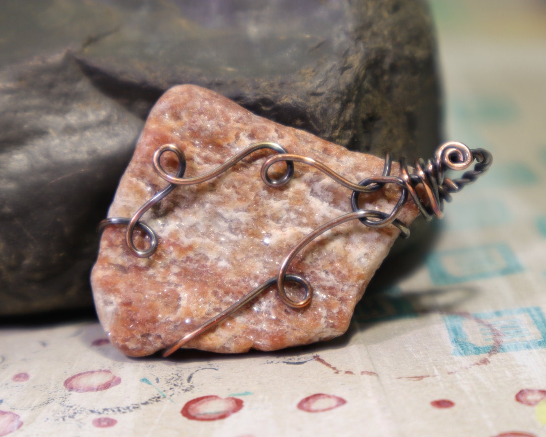 Muscovite-rich Pegmatite Pendant: Sparkly Mica Crystals on Natural ...