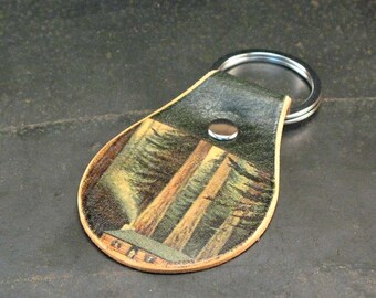 LEATHER KEYCHAIN MOUNTAINS // Scenery // Party Favor // Little Gift ...