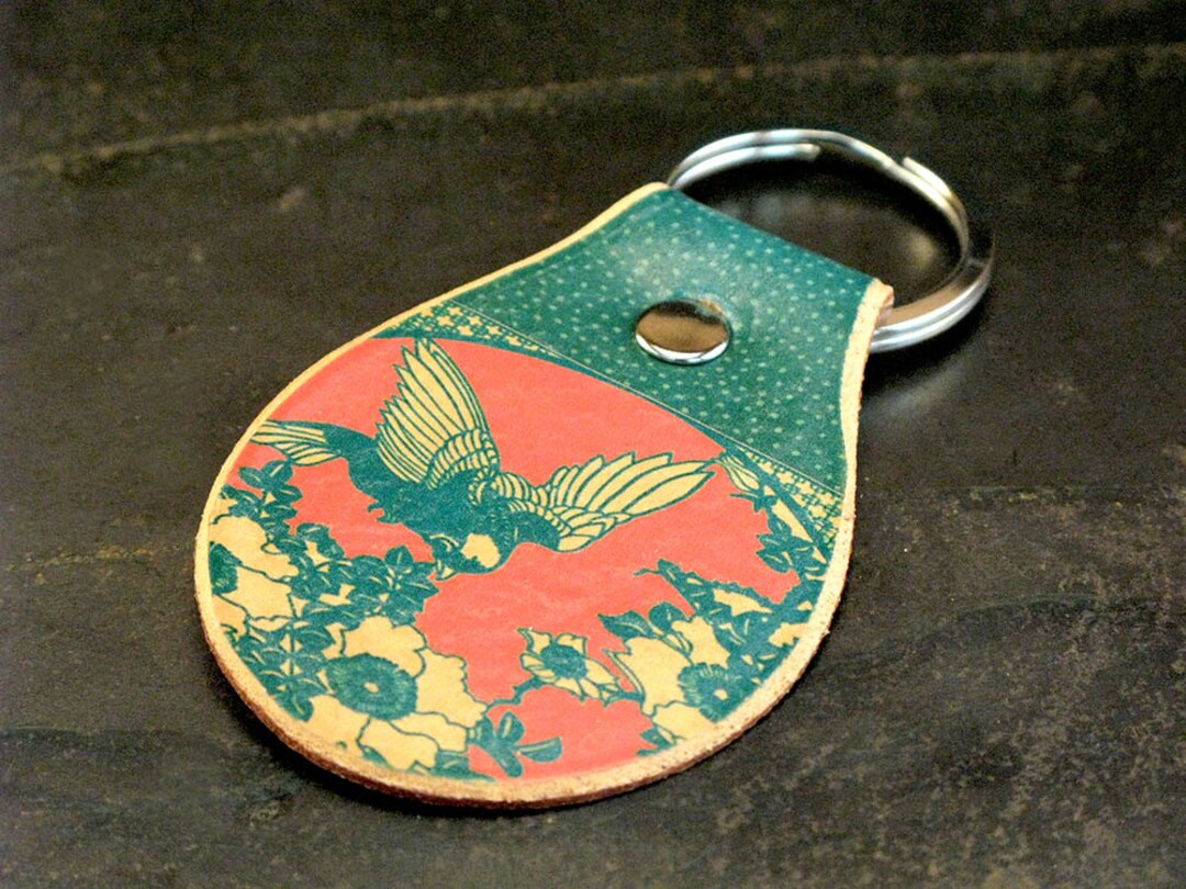 Bird Botanical Keychain - Etsy