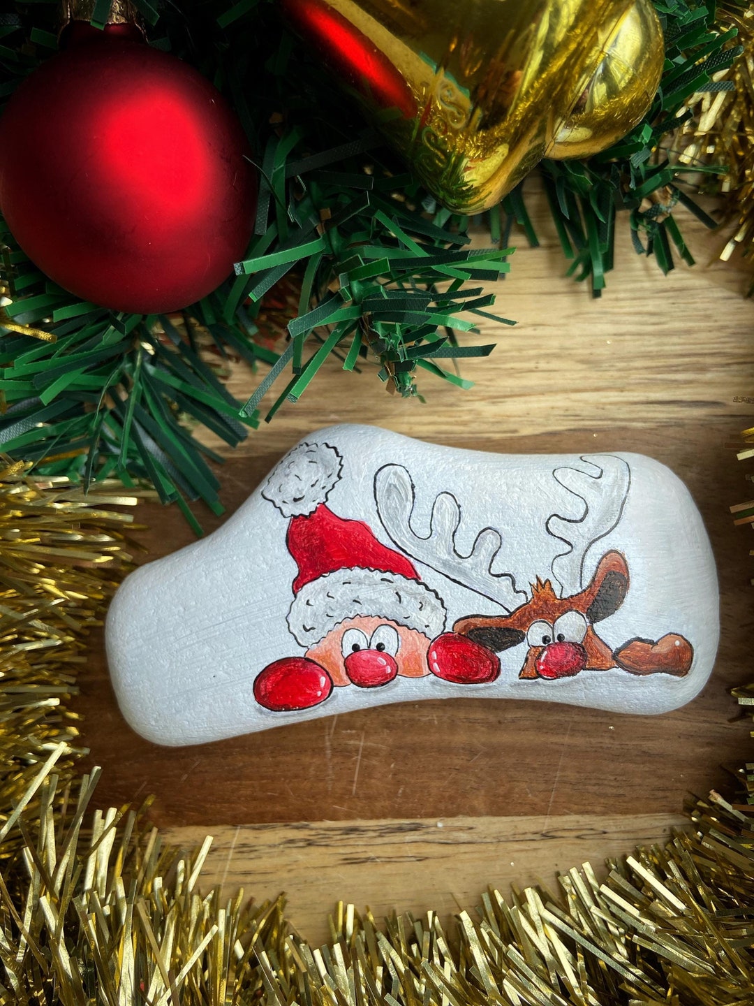 Hand Painted Santa & Reindeer Stone Father Christmas Pebble Xmas Gift ...