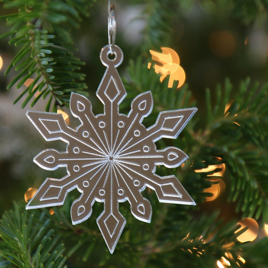 Set of 4 Mirrored Snowflake Ornaments, Christmas Decoration, Silver ...