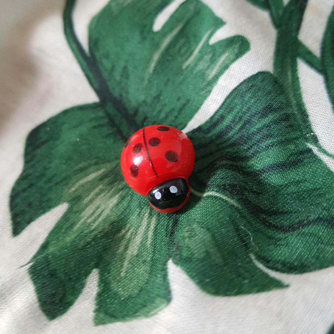 UK shop Ladybird Pin Brooch - Etsy Österreich