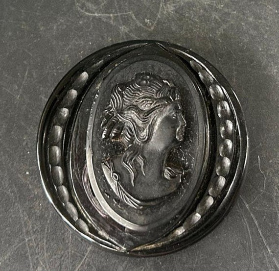 Antique Victorian Vulcanite Black Mourning Cameo Pin … - Gem