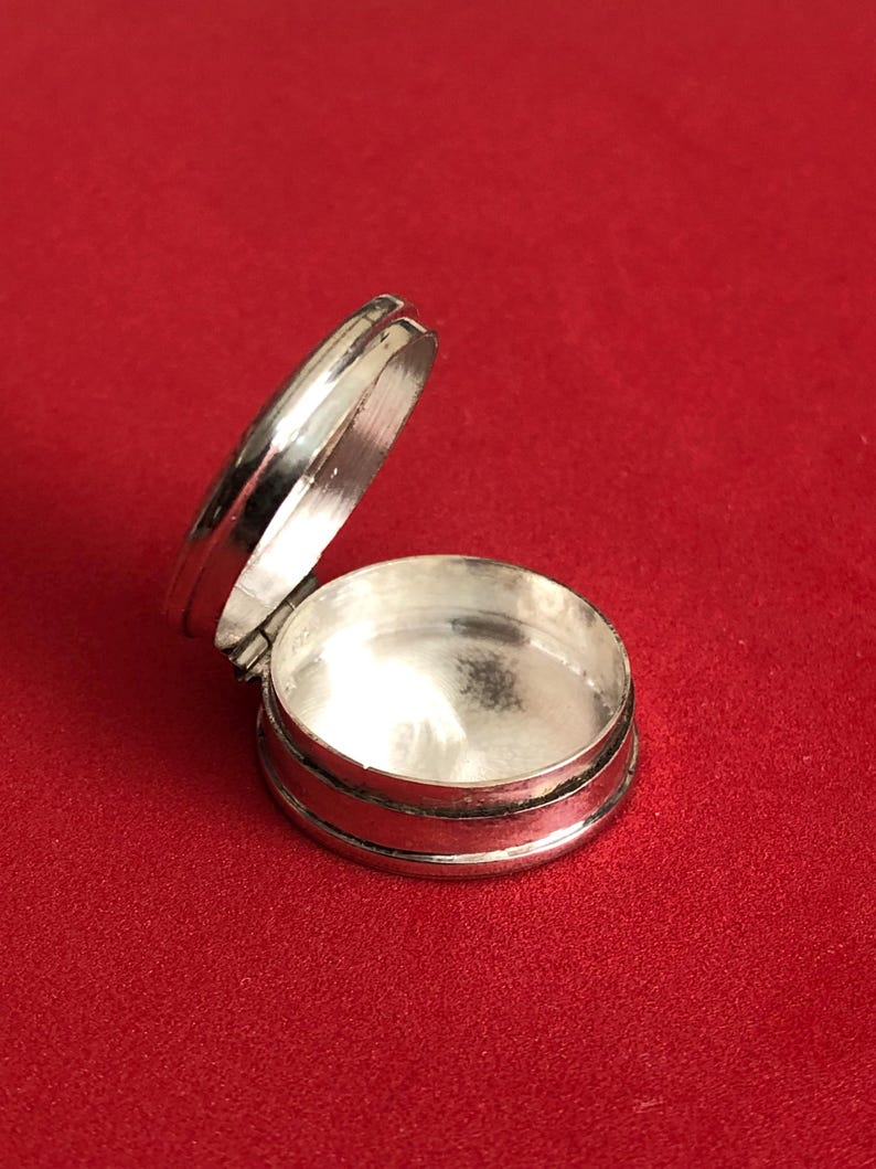 Vintage Sterling Silver Small Engraved Round Pill Boxes - Etsy UK
