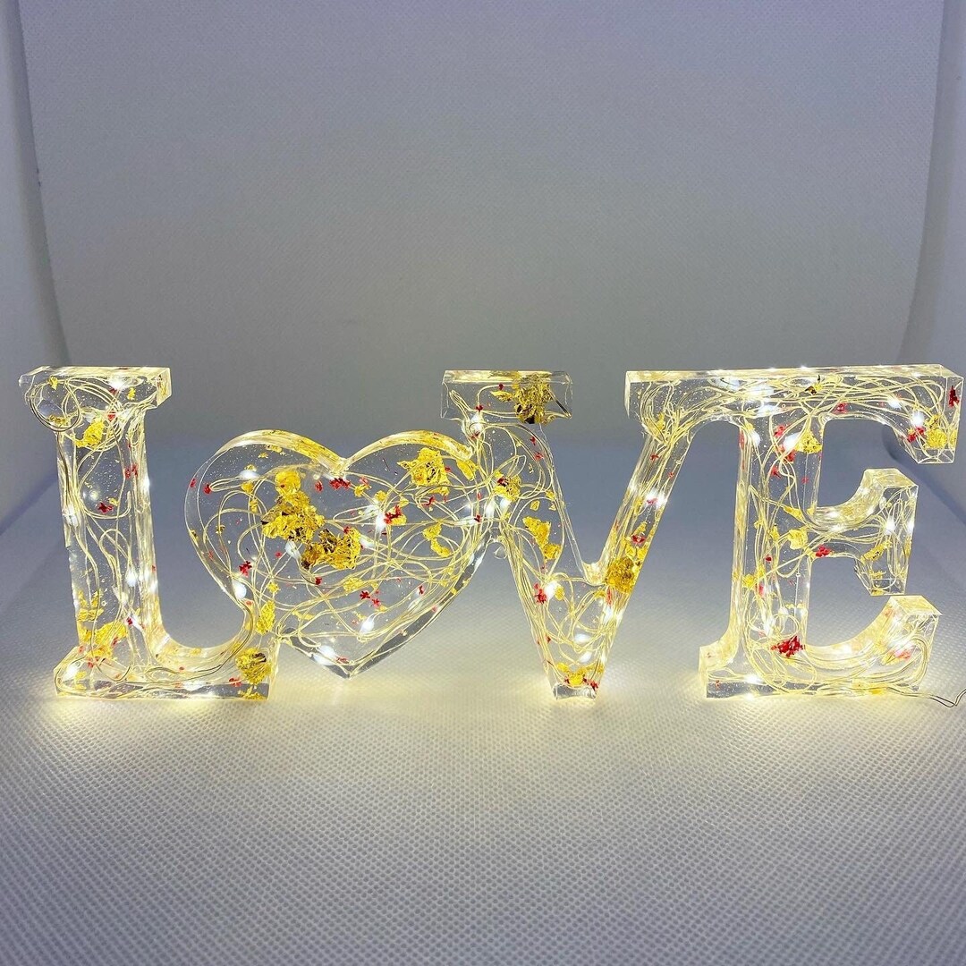Glowing Love LED Sign With Dried Flowers, Anniversary Gift - Etsy