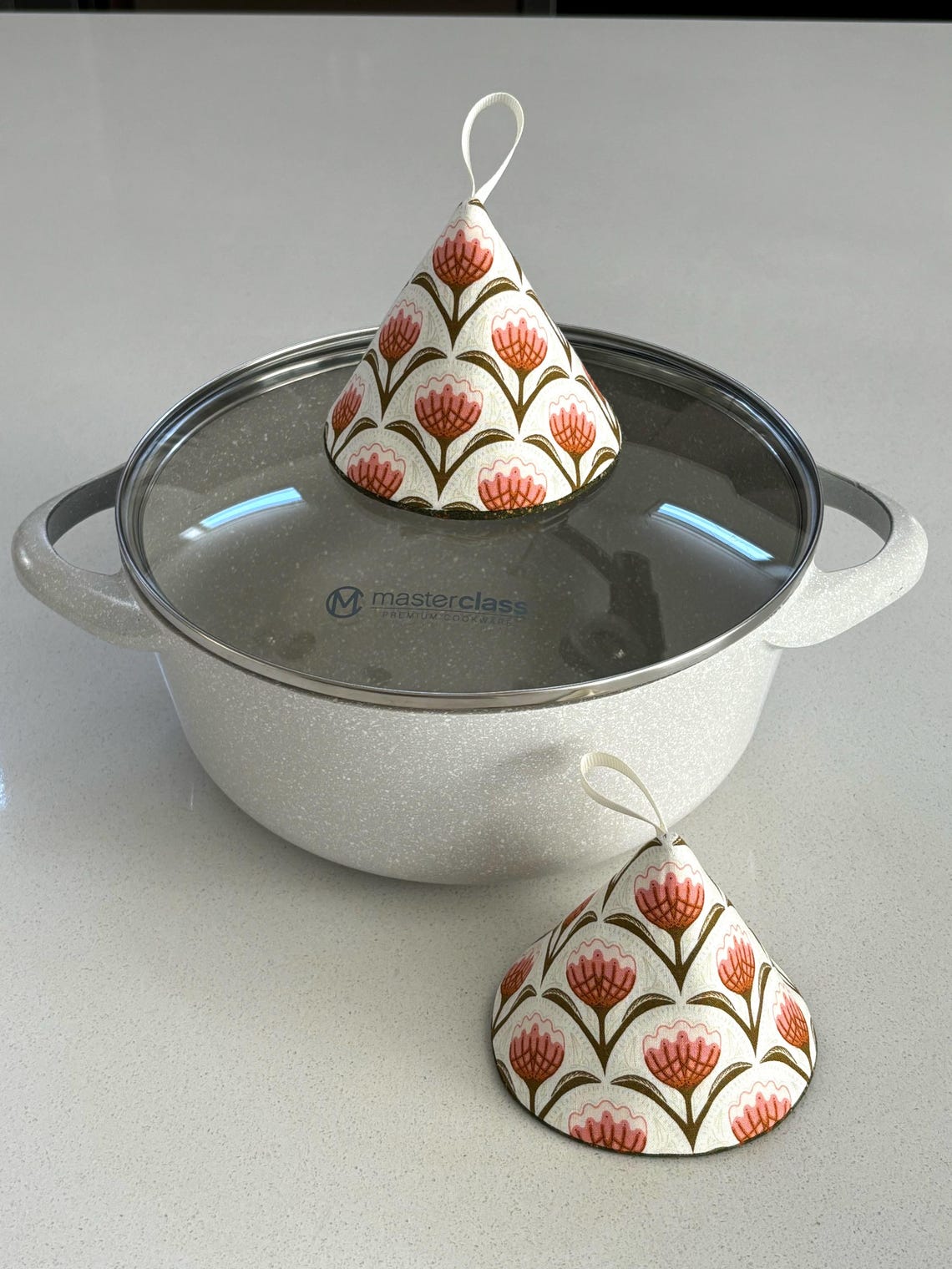 Set of 2 Modern Floral Cone Style Potholders - Etsy