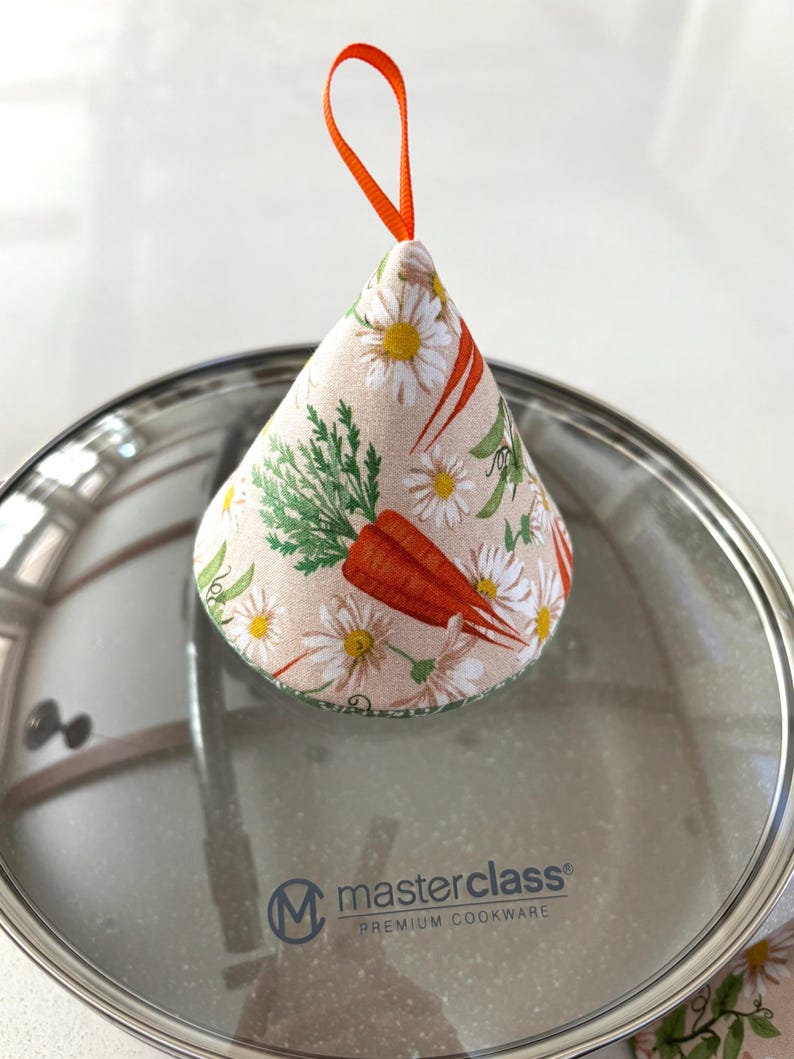 Set of 2 CARROTS & DAISIES Cone Style Potholders! - Etsy