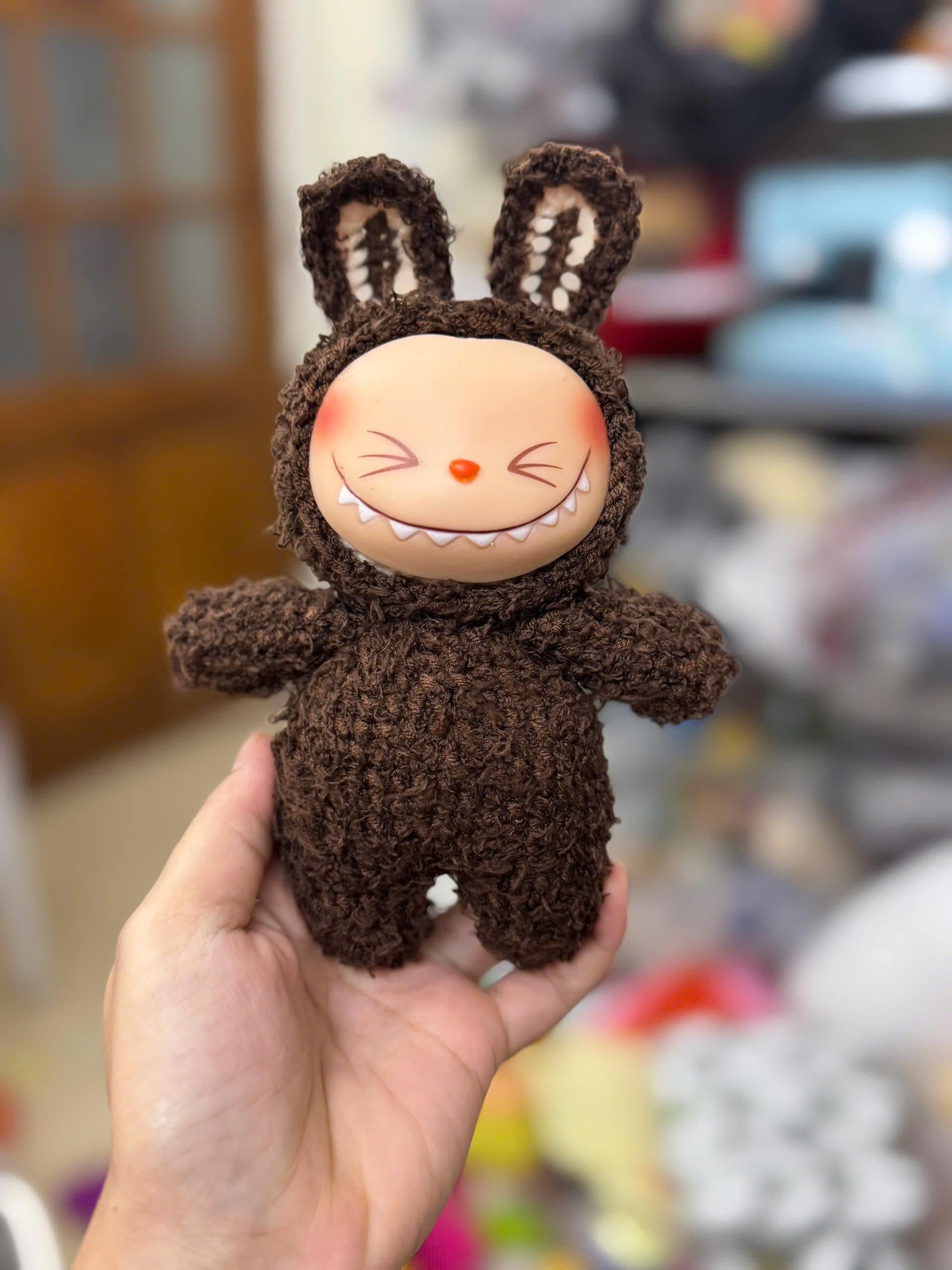 Labubu au crochet, poupée Labubu au crochet, poupée Labubu faite main ...