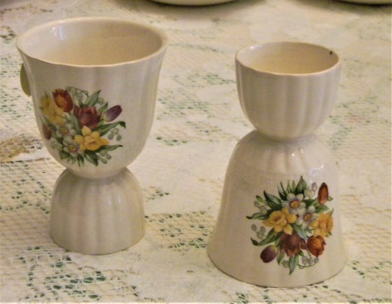 SIMPSONS POTTERY Solian Ware PROVIDENCE Double Egg Cup - Etsy
