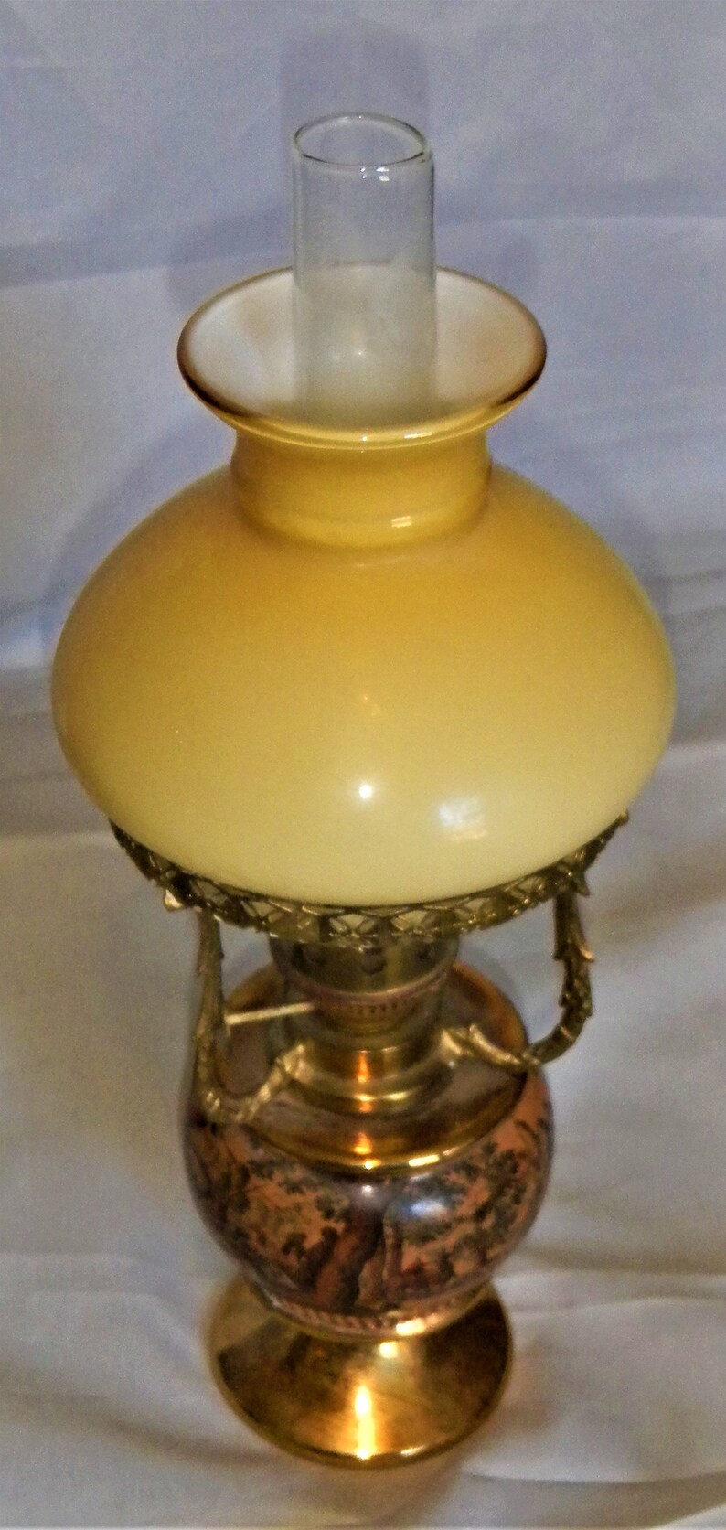 Ceramiche Florentine Decoro Giotto Italy Oil Lamp / Hurricane Glass ...