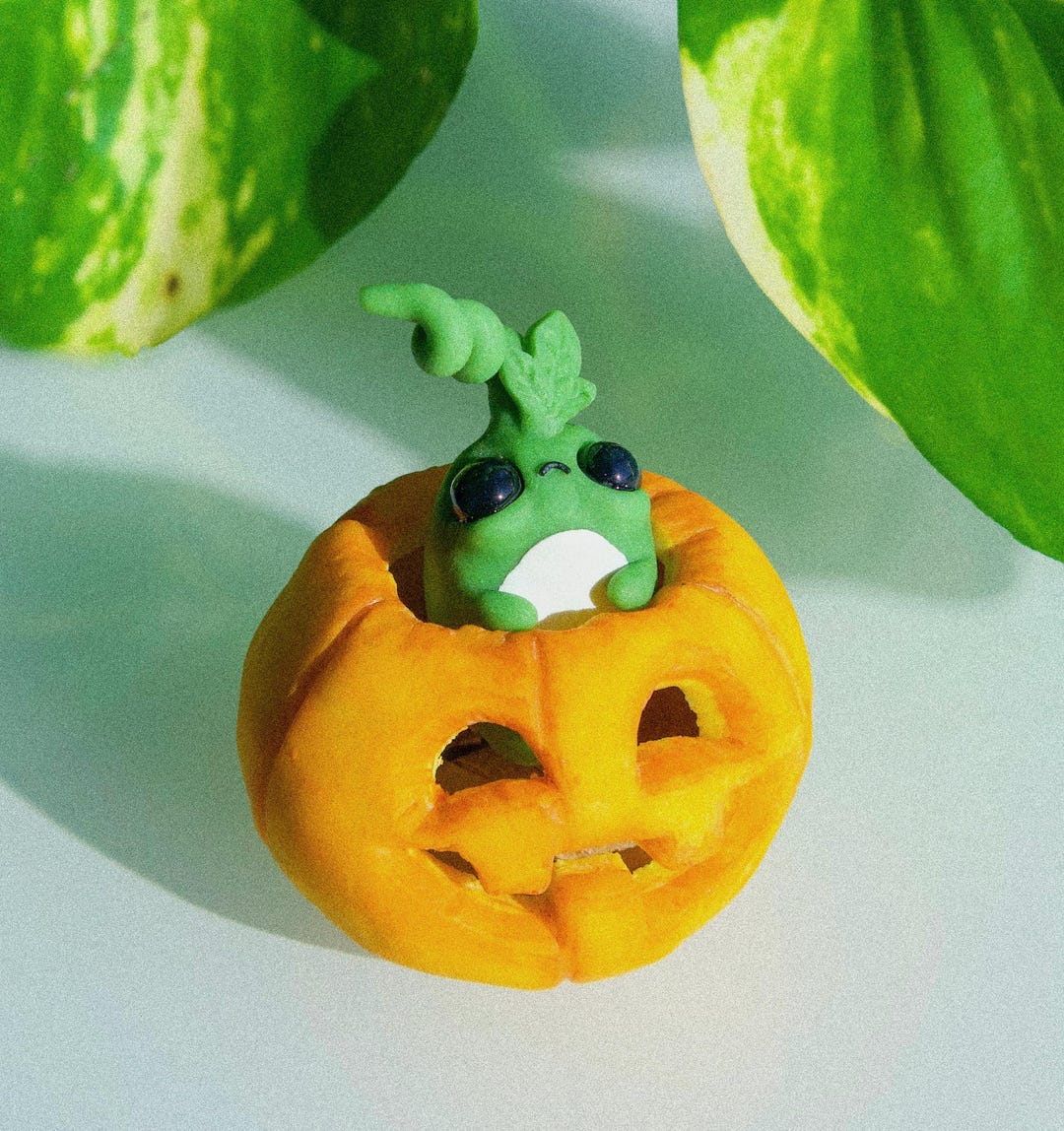 Frog-o-lantern Desk Pal, Cute Polymer Clay Figurine, Polymer Clay Desk ...