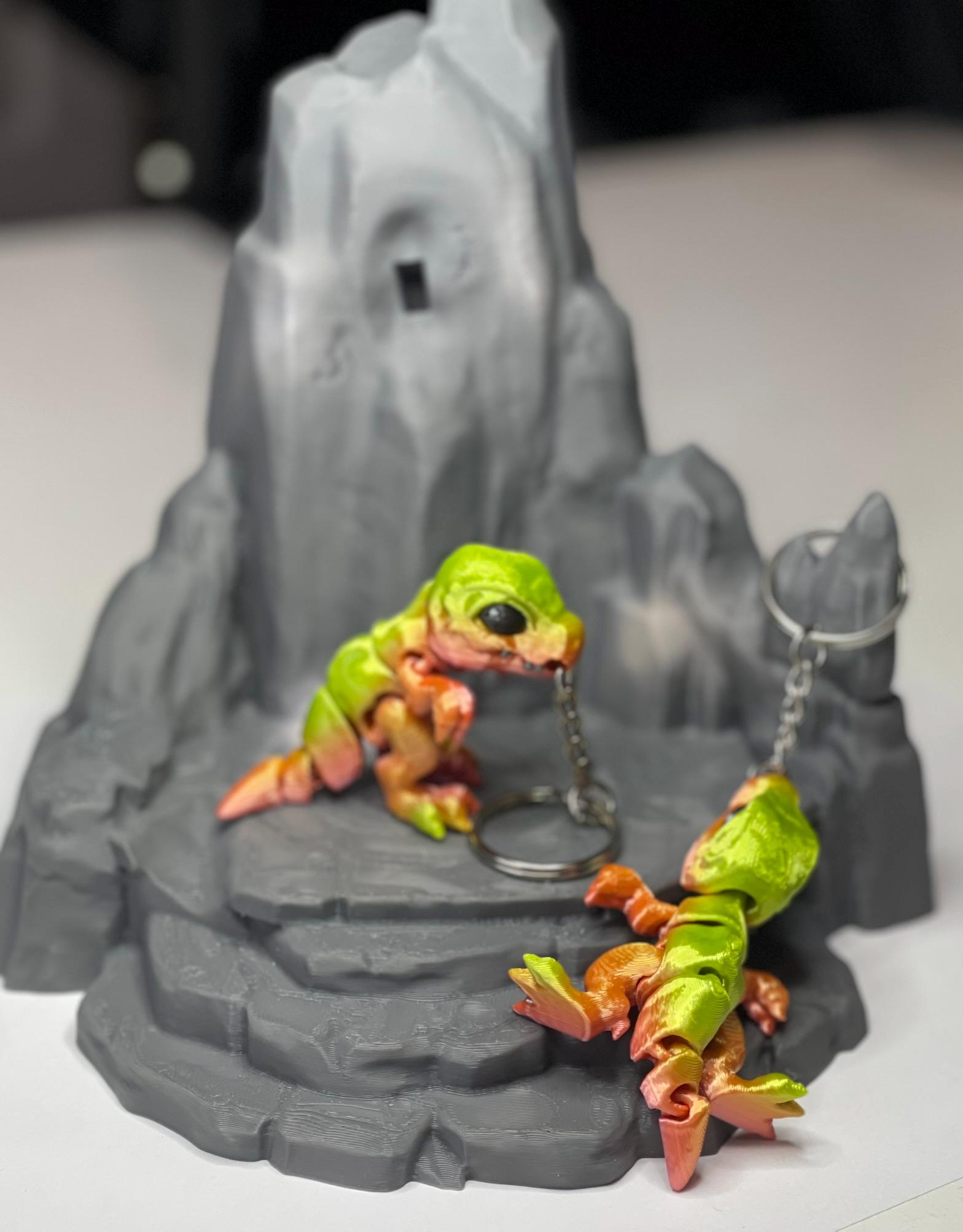 Articulated Flexible Mini Fidget Toy and Keychain, Desk Fidget Toy - Etsy