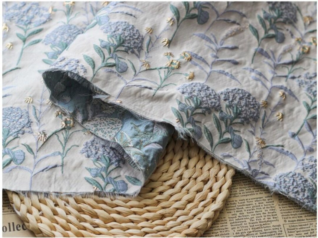 3D Embossed Jacquard Fabric, Blue Dandelion Gold Silk Jacquard Fabric ...