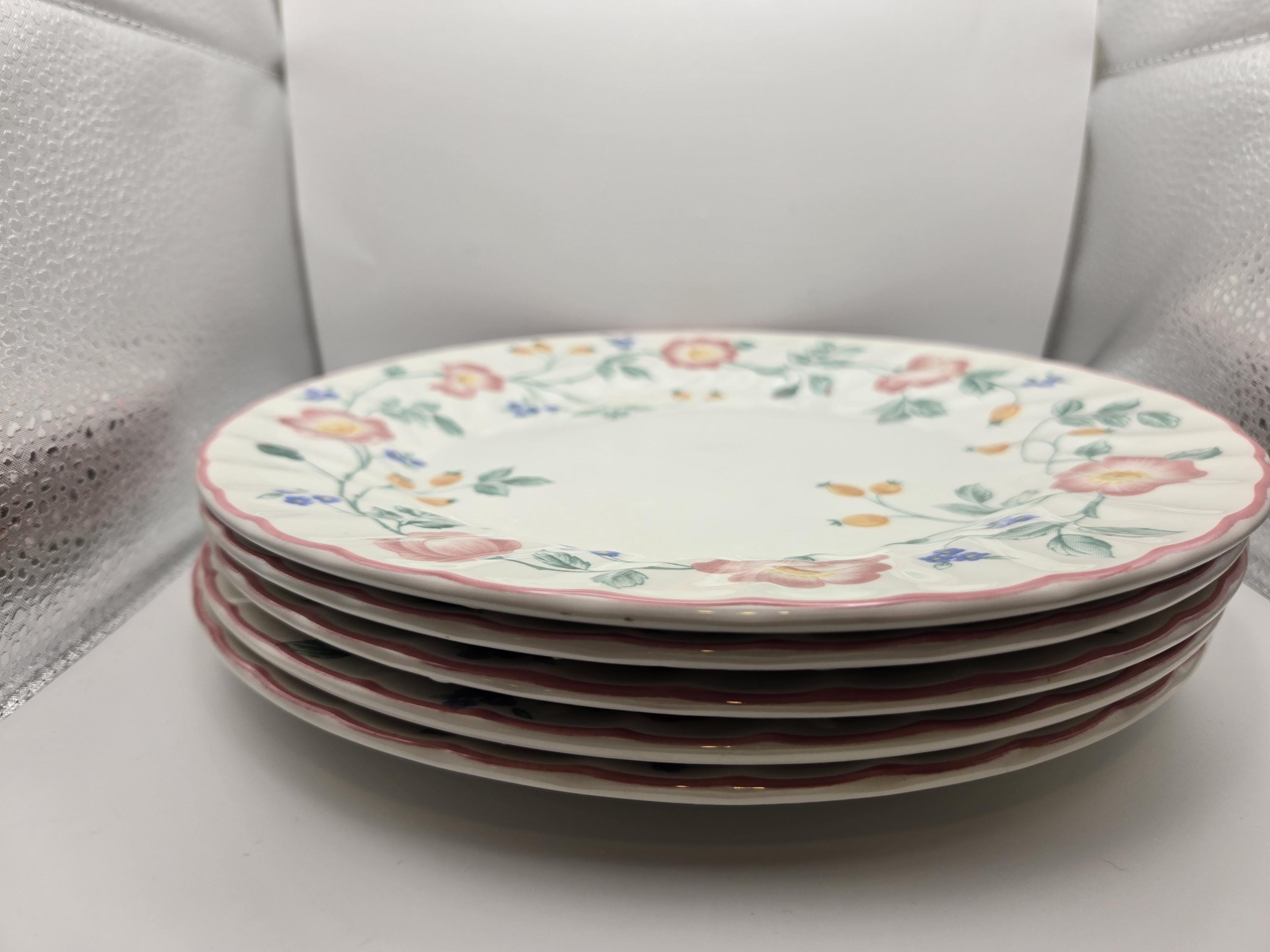 Discontinued Briar Rose Pattern Plates From Churchill in England. - Etsy