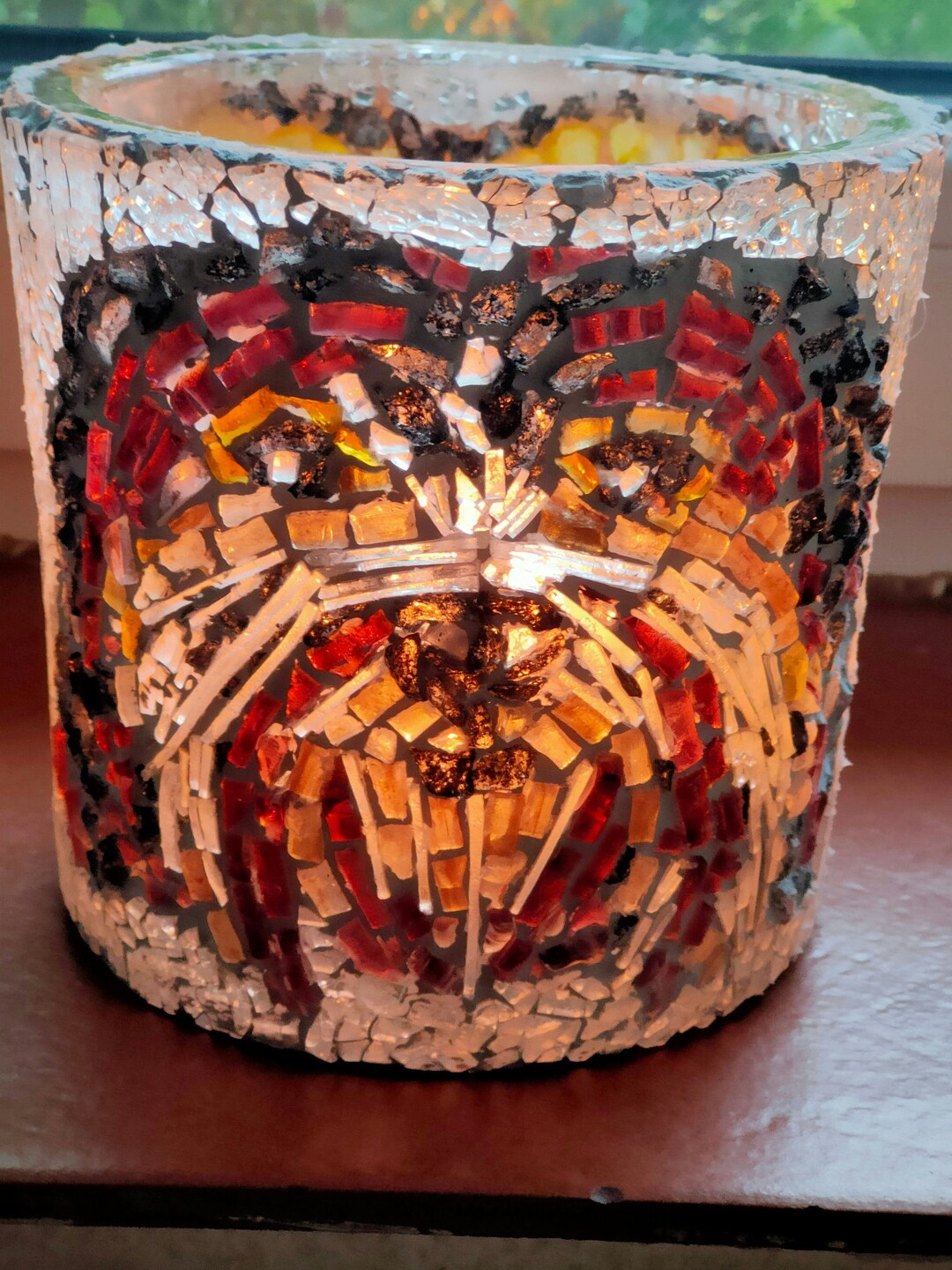 Example of Commissioned Work: Upcycling Lanterns Made of Glass Mosaic ...