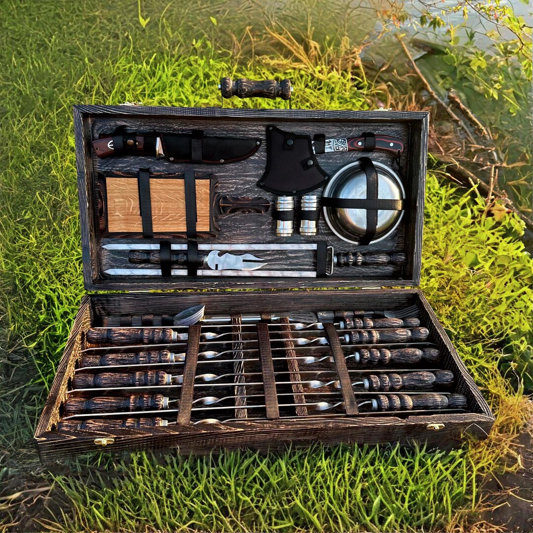 BBQ Gift Set for Men Barbecue Accessories Gift Best Grilling Gift Set ...