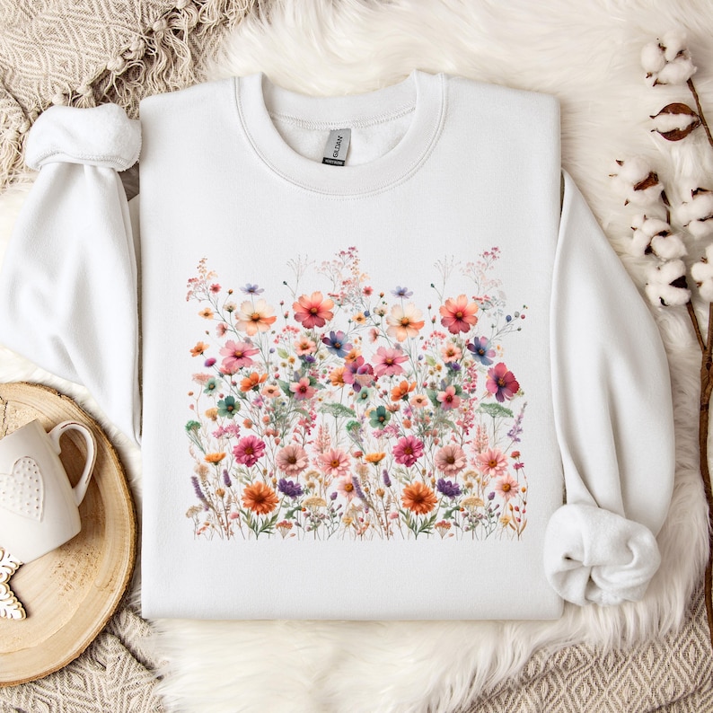 Vintage Pressed Flowers Sweatshirt, Boho Wildflowers Sweatshirt ...