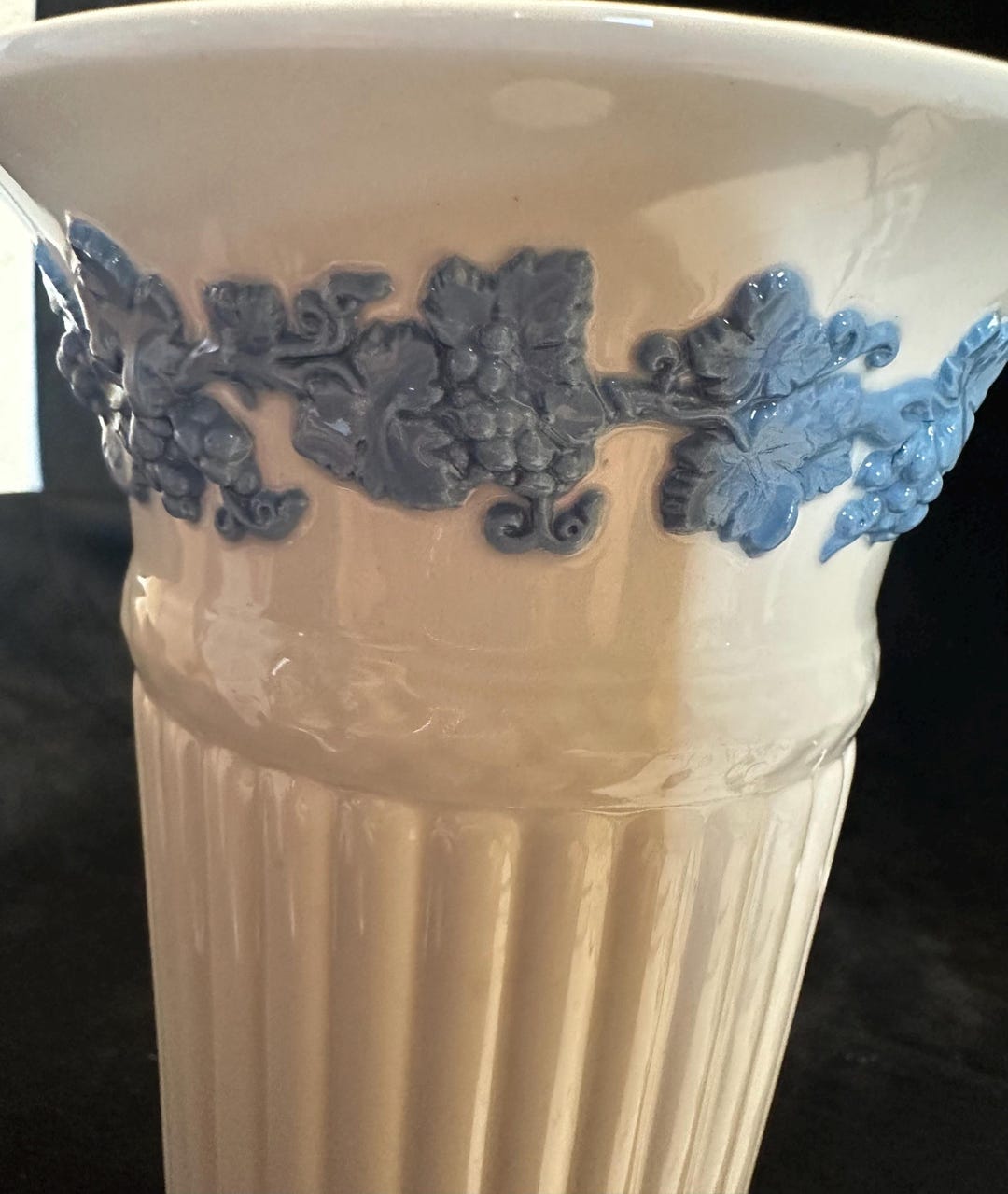 Wedgewood Queen’s Ware White/blue Embossed Vase - Etsy