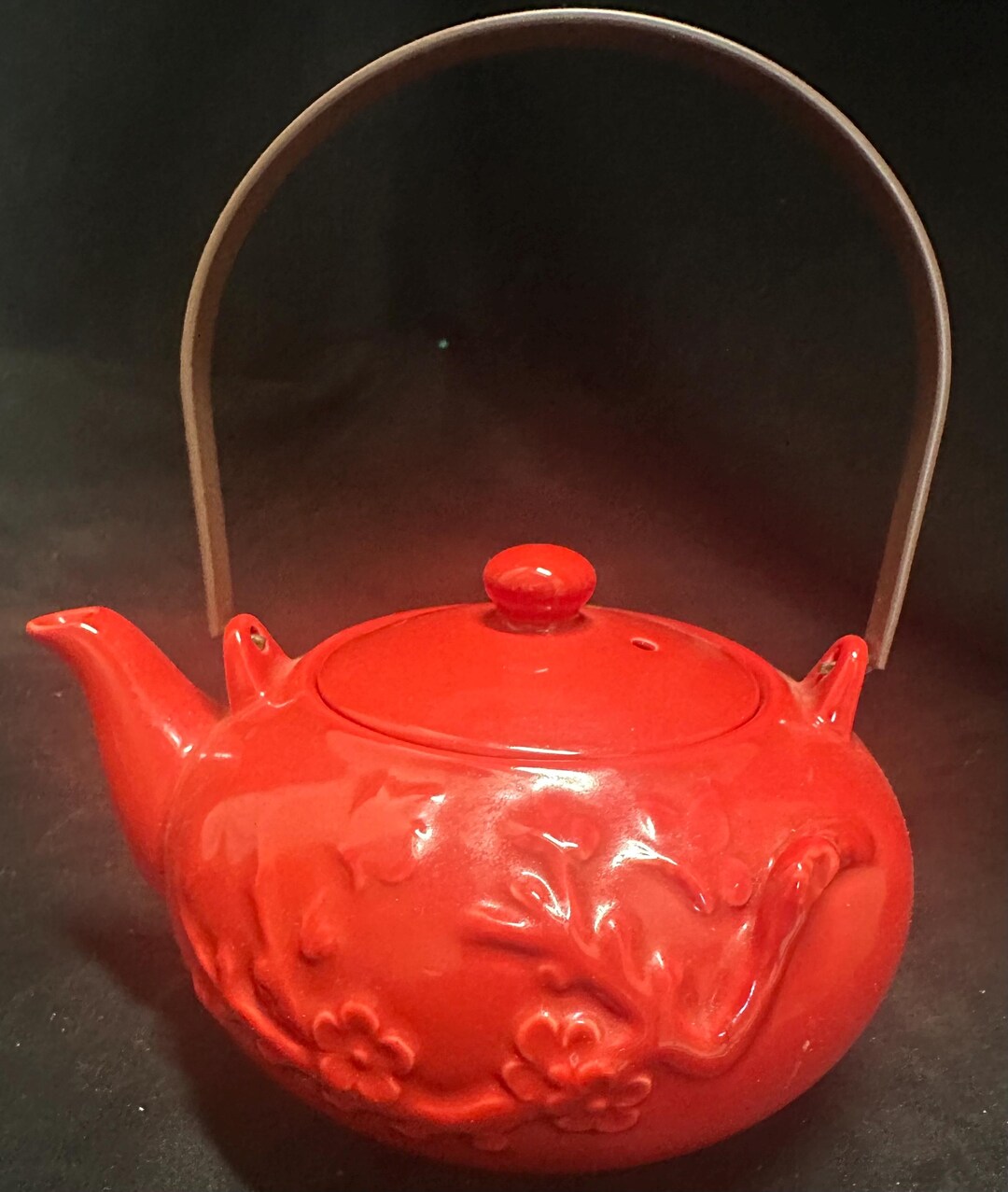 Tayohya Red Embossed Teapot With Metal Handle - Etsy