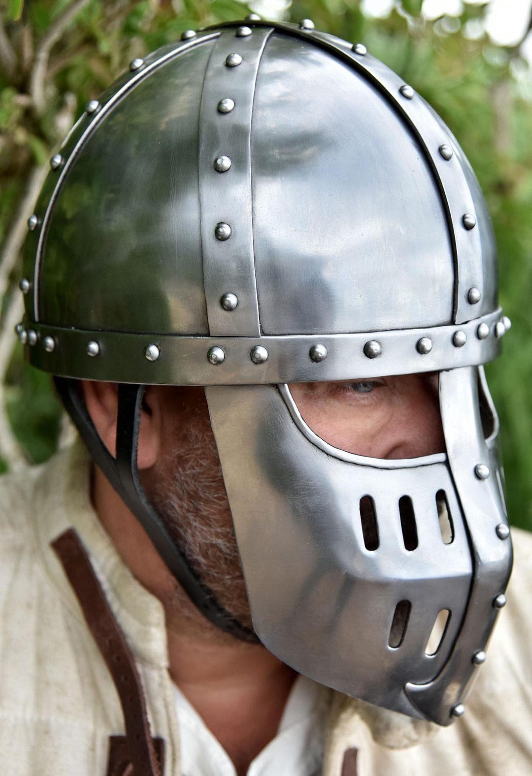 High Medieval Chip Helmet With Faceplate – Sturdy Steel Combat Helmet ...