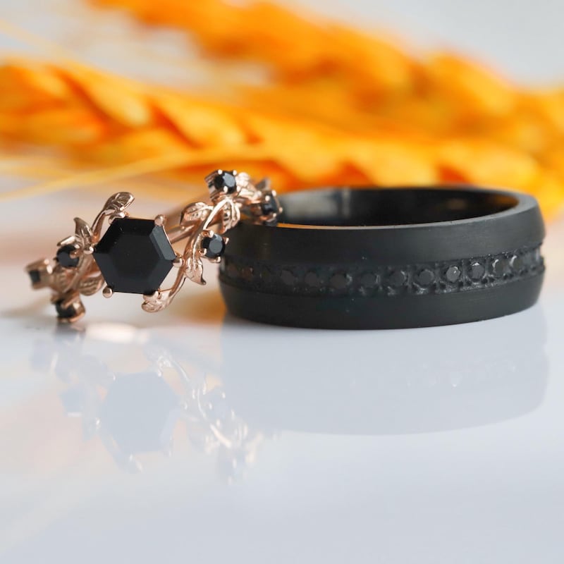 Unique Wedding Ring Set - Etsy