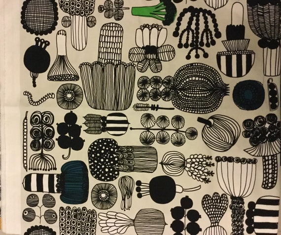 Puutarhurin parhaat Marimekko remnant fabric piece | Etsy