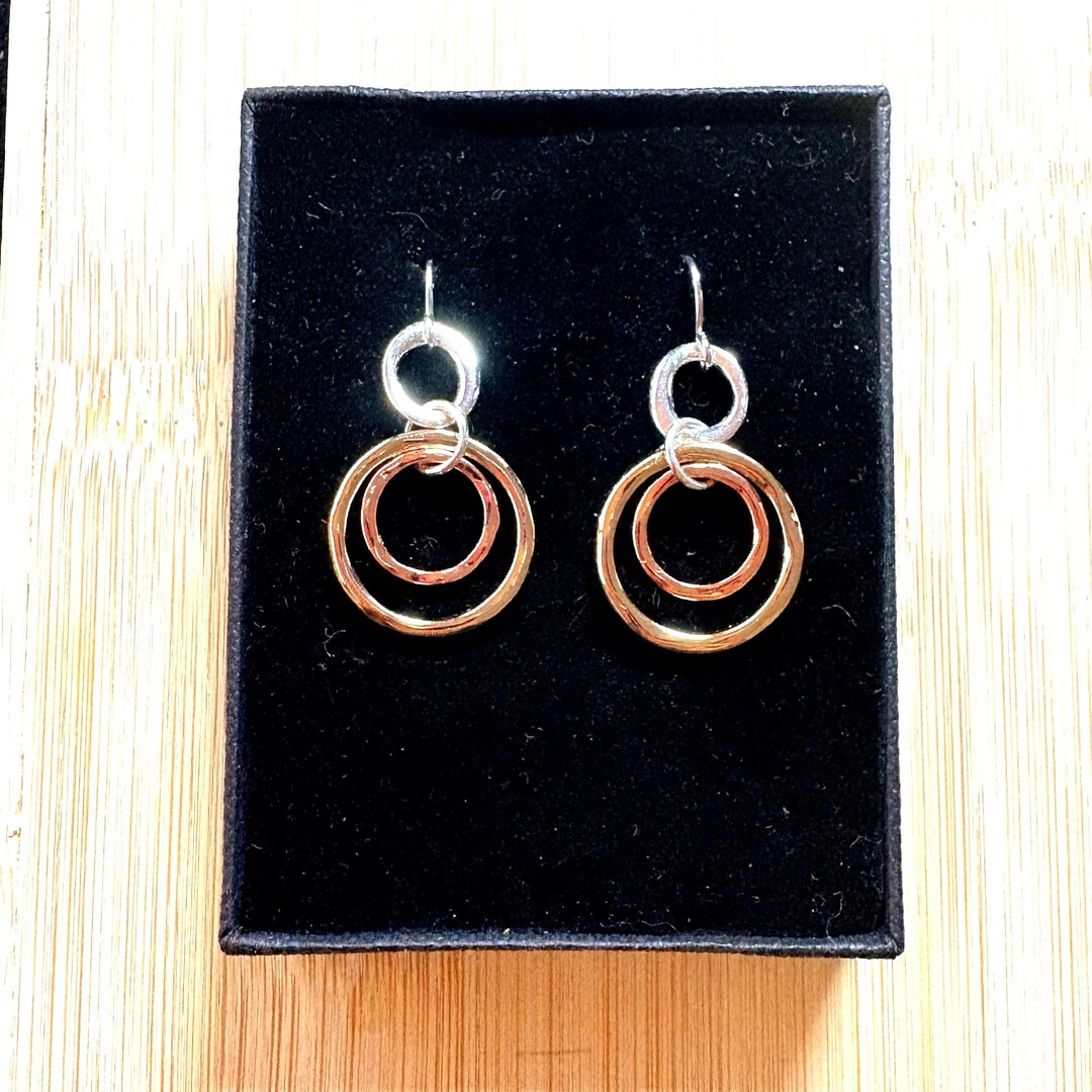 Modern Interlocking Layered Metal Double Circle Earrings 8A3GU - Etsy