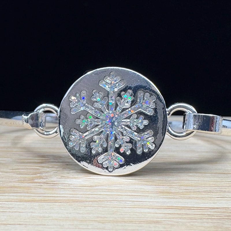 Snowflake Bracelet - Etsy