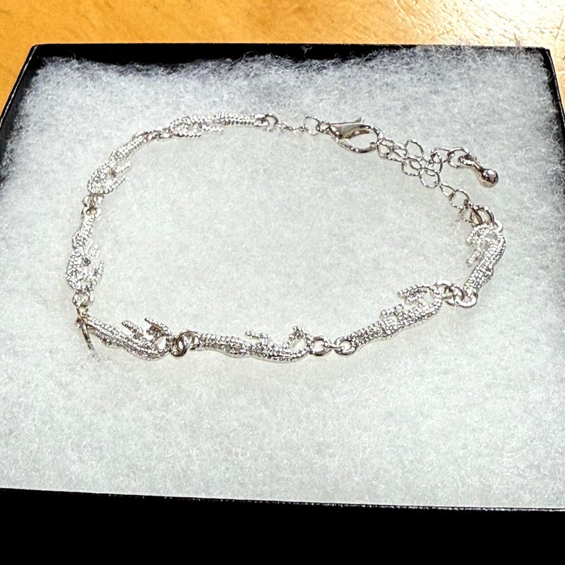 Reptile Chain Link - Etsy