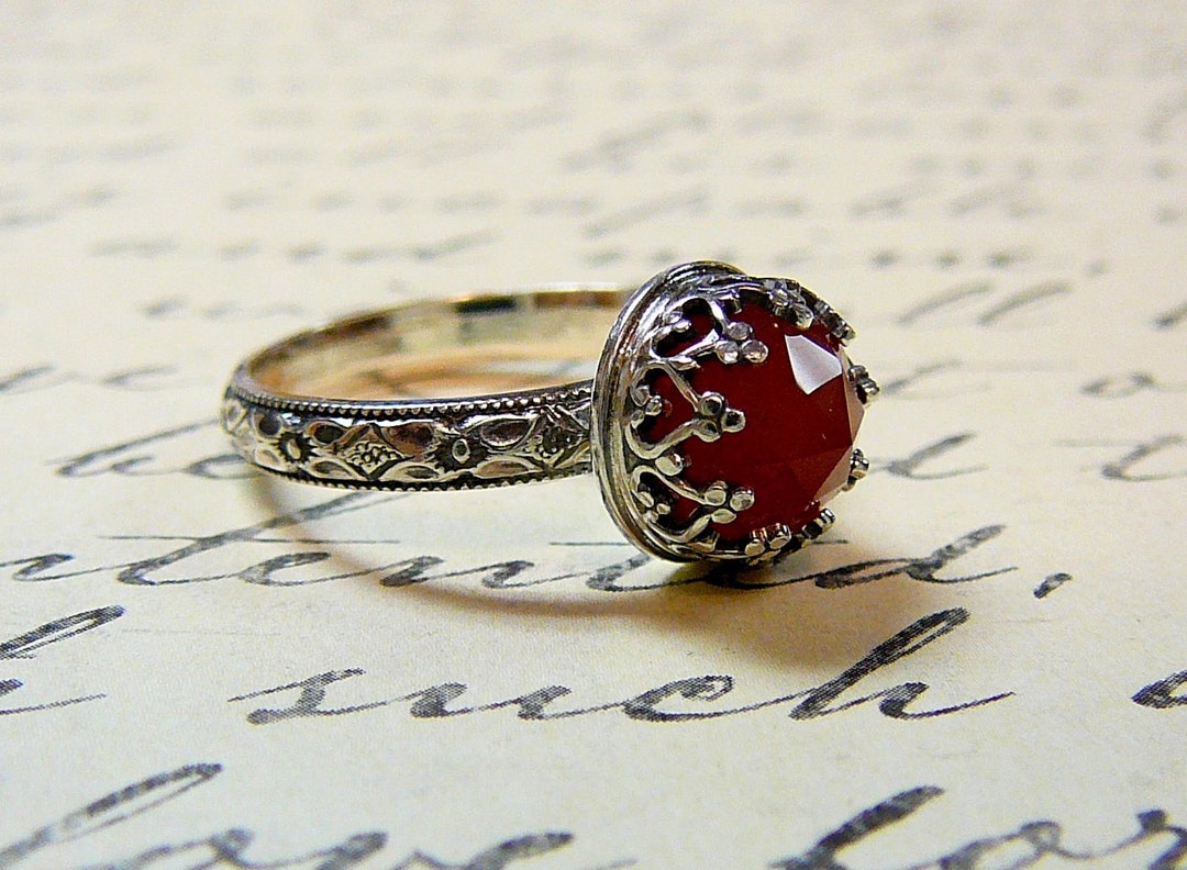 Roxy Ring Beautiful Gothic Vintage Sterling Silver Floral Band Ring ...