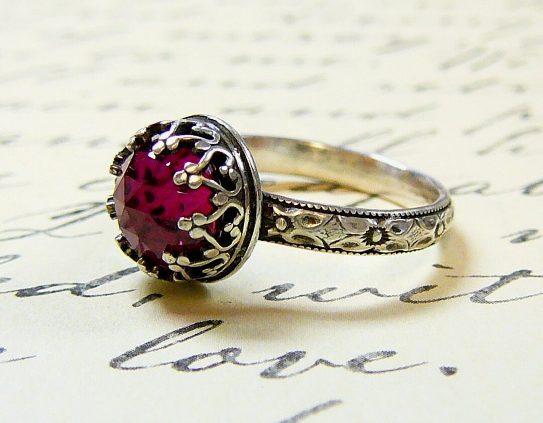 Roxy Ring - Beautiful Gothic Vintage Sterling Silver Floral Band Ring ...