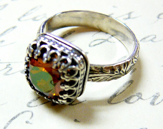 Ana Ring - Vintage Sterling Silver Floral Band Crystal Ring With Tiara ...