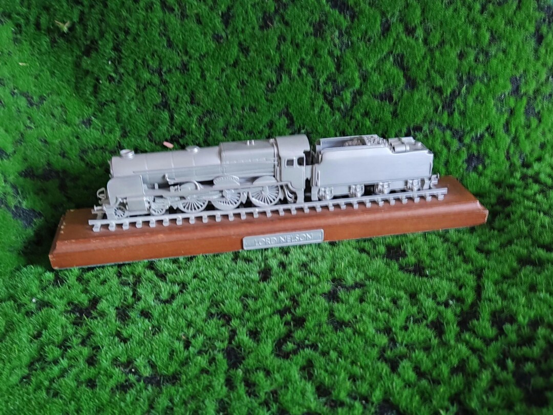Vintage Danbury Mint Steam Locomotive - Lord Nelson - Pewter Steam ...