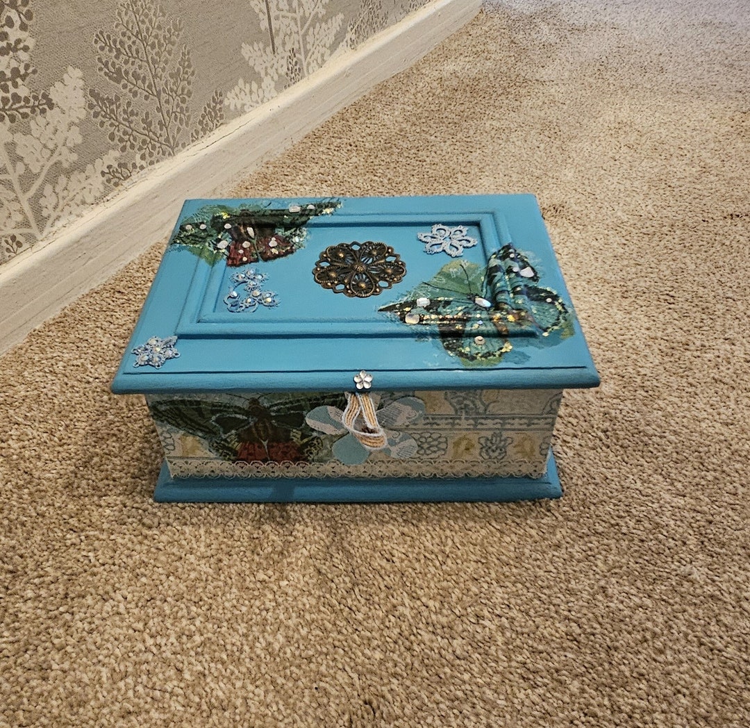 Memory Box - Trinket Box - Keep Safe Box - Clutter Box - Butterfly ...