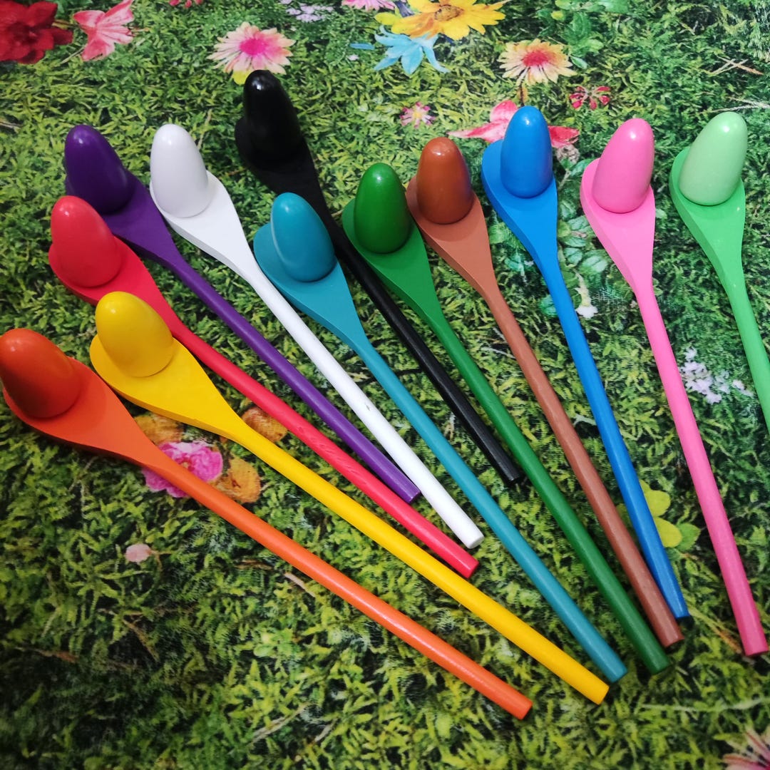 Wooden Eggs and Spoons - Nostalgic Outdoor Fun - Family Activities ...