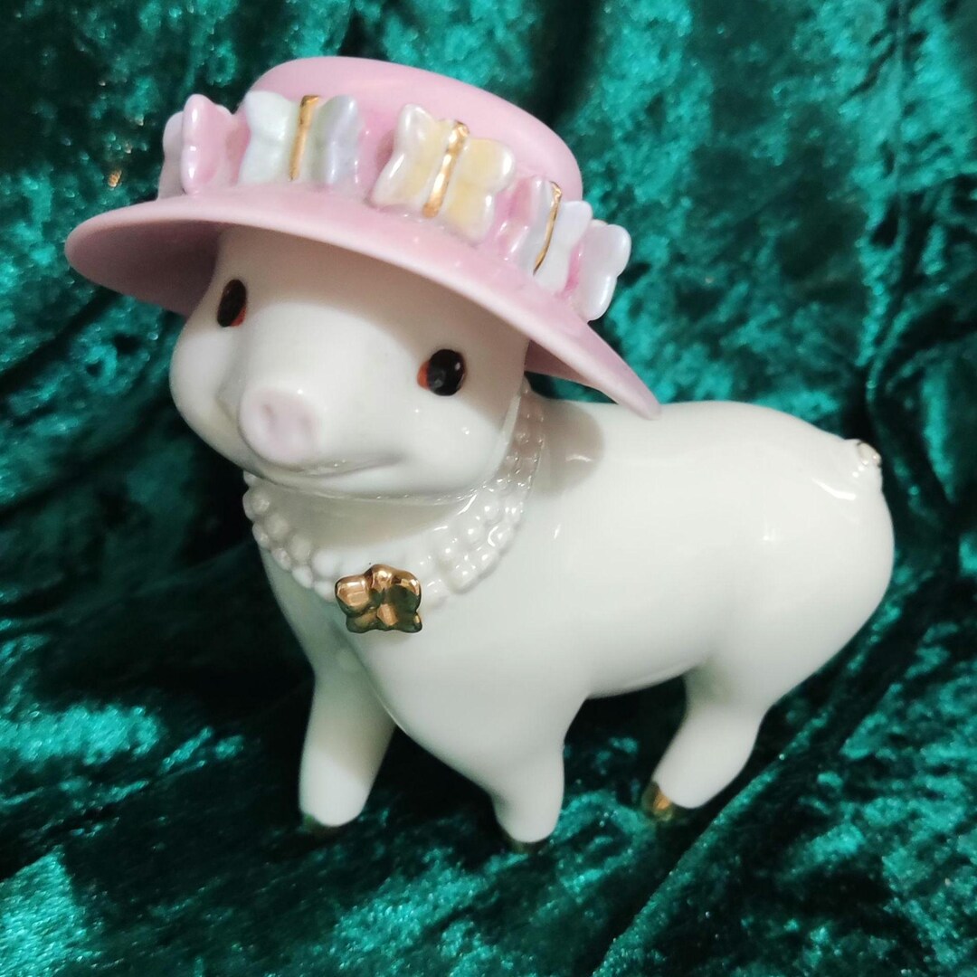 Lenox Pig Figurine - Bella's Butterfly Bonnet - Hand Painted Statue ...