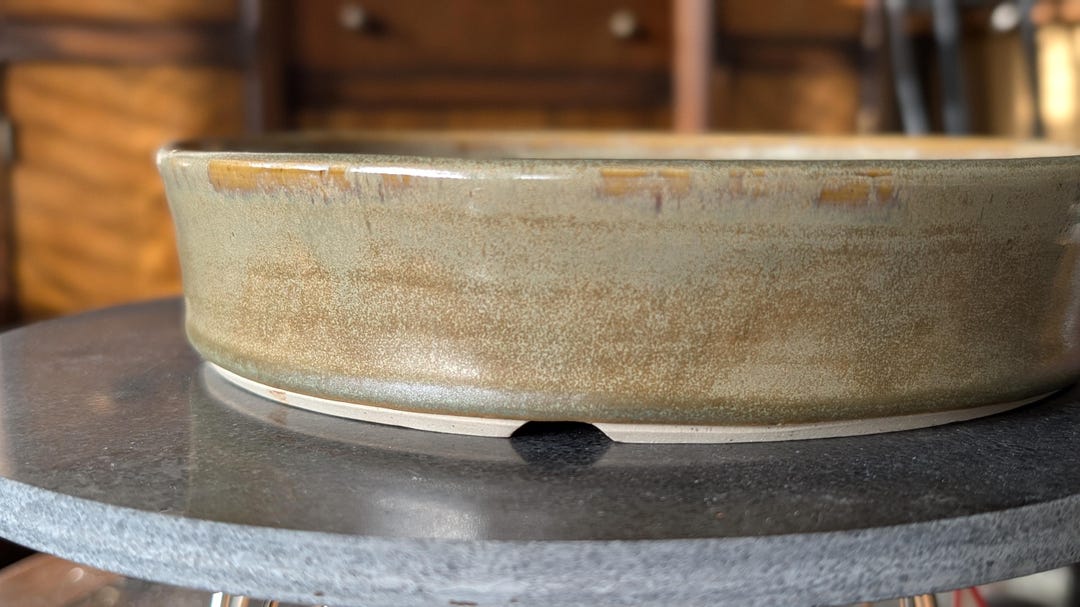 Anwenpottery - Round Komono Sized Bonsai Pot - Tan Green Glaze on Buff ...