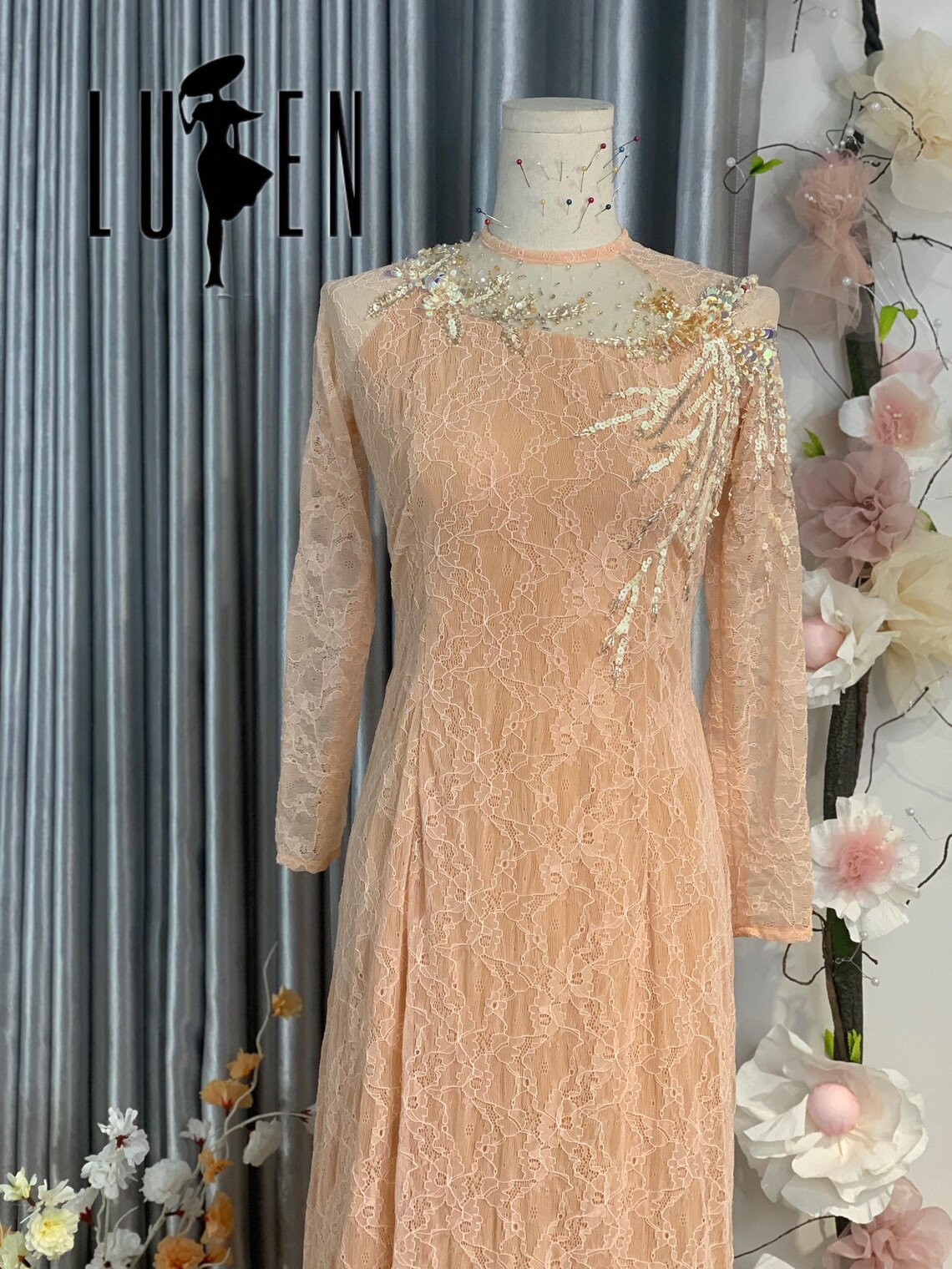 Personalization Modern Long-sleeves High Neck Sheer Floral Embroidered ...