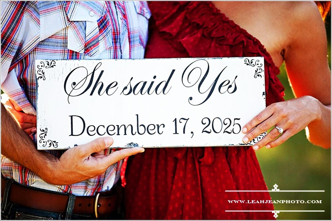 She Said Yes Wedding Sign – Custom Wedding Sign - Engagement Photo Prop ...