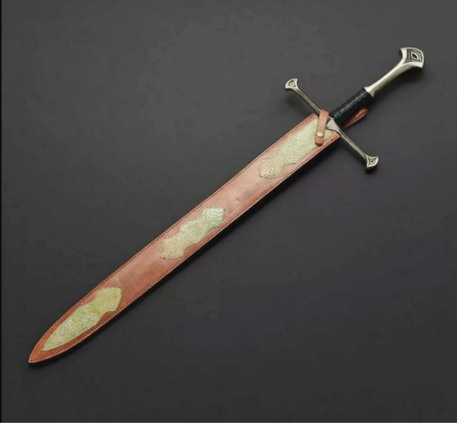 Custom Handmade Damascus Steel Medival Viking Andruli Sword of Narsil ...