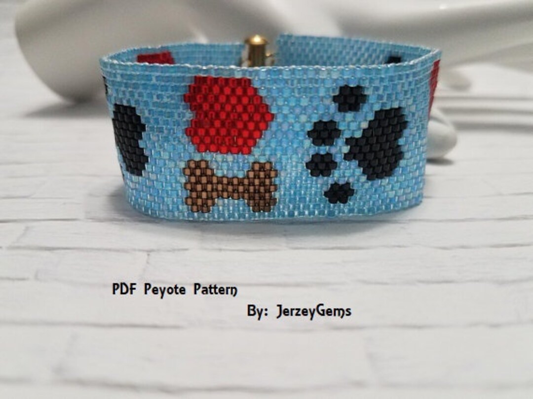 Paw Print Peyote Beaded Bracelet Pattern, Peyote Stitch Tutorials Using ...