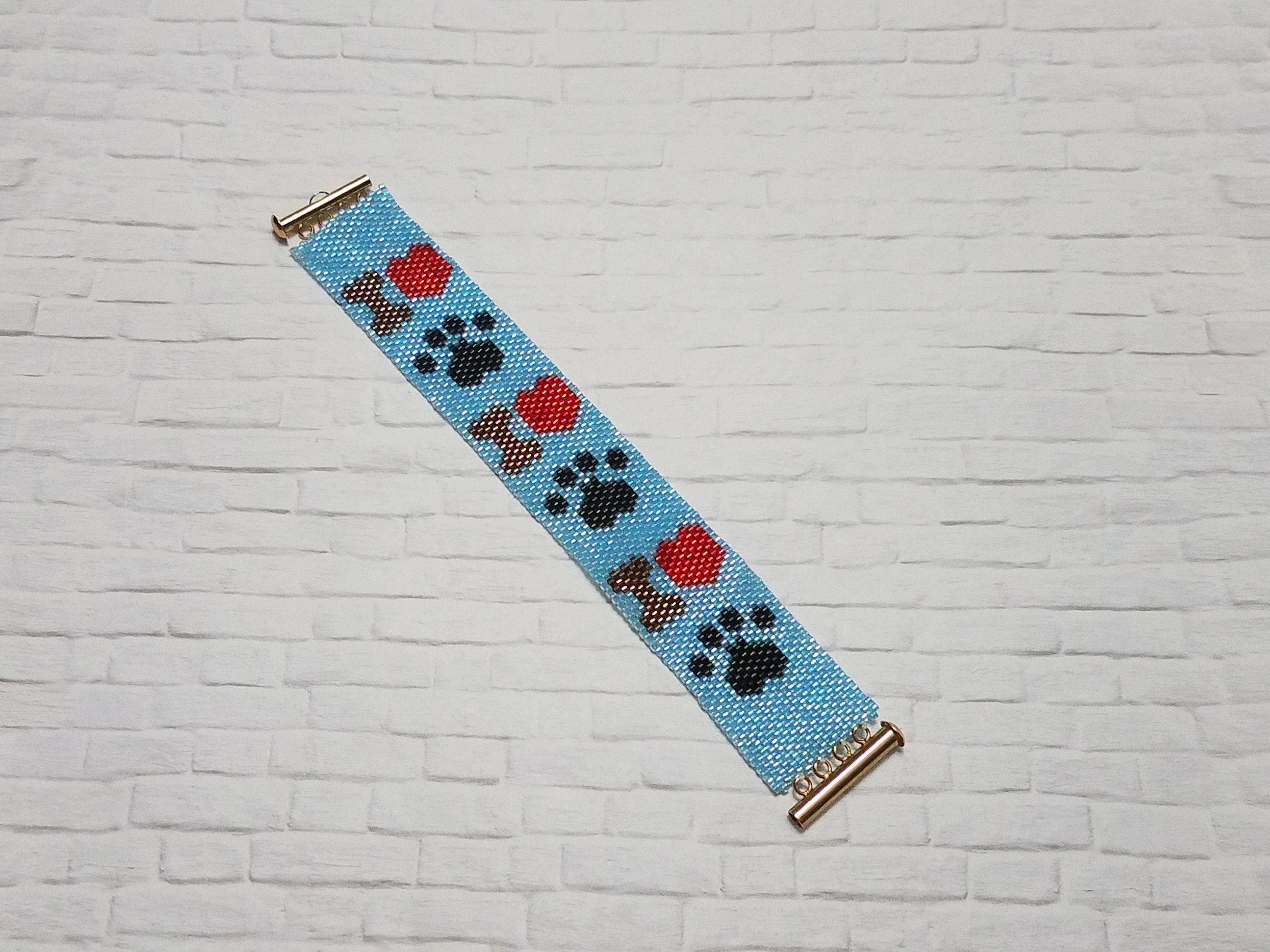 Paw Print Peyote Beaded Bracelet Pattern, Peyote Stitch Tutorials Using ...