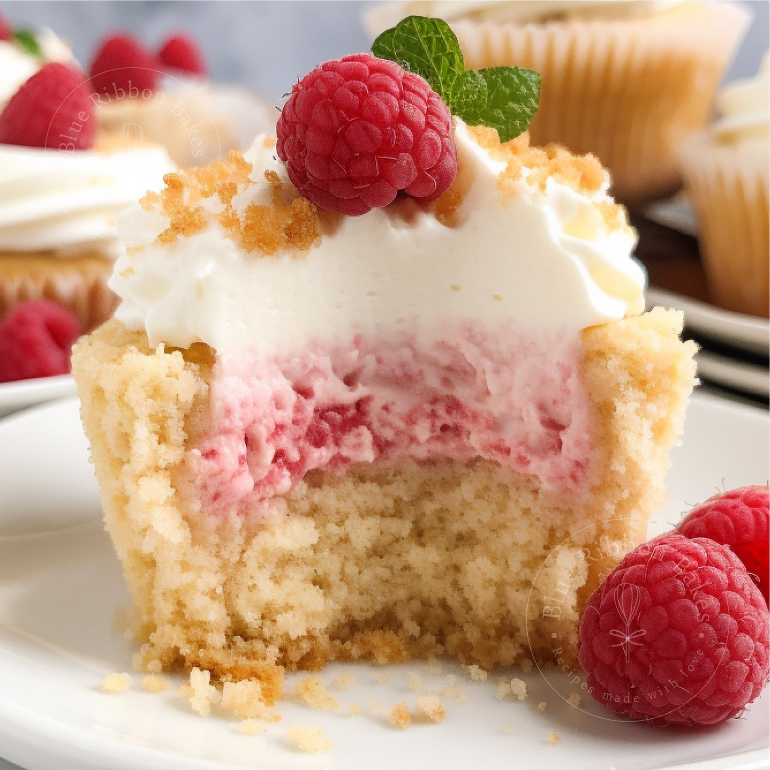 Best Raspberry Cheesecake Cupcakes Recipe/treats and Desserts/cupcakes ...