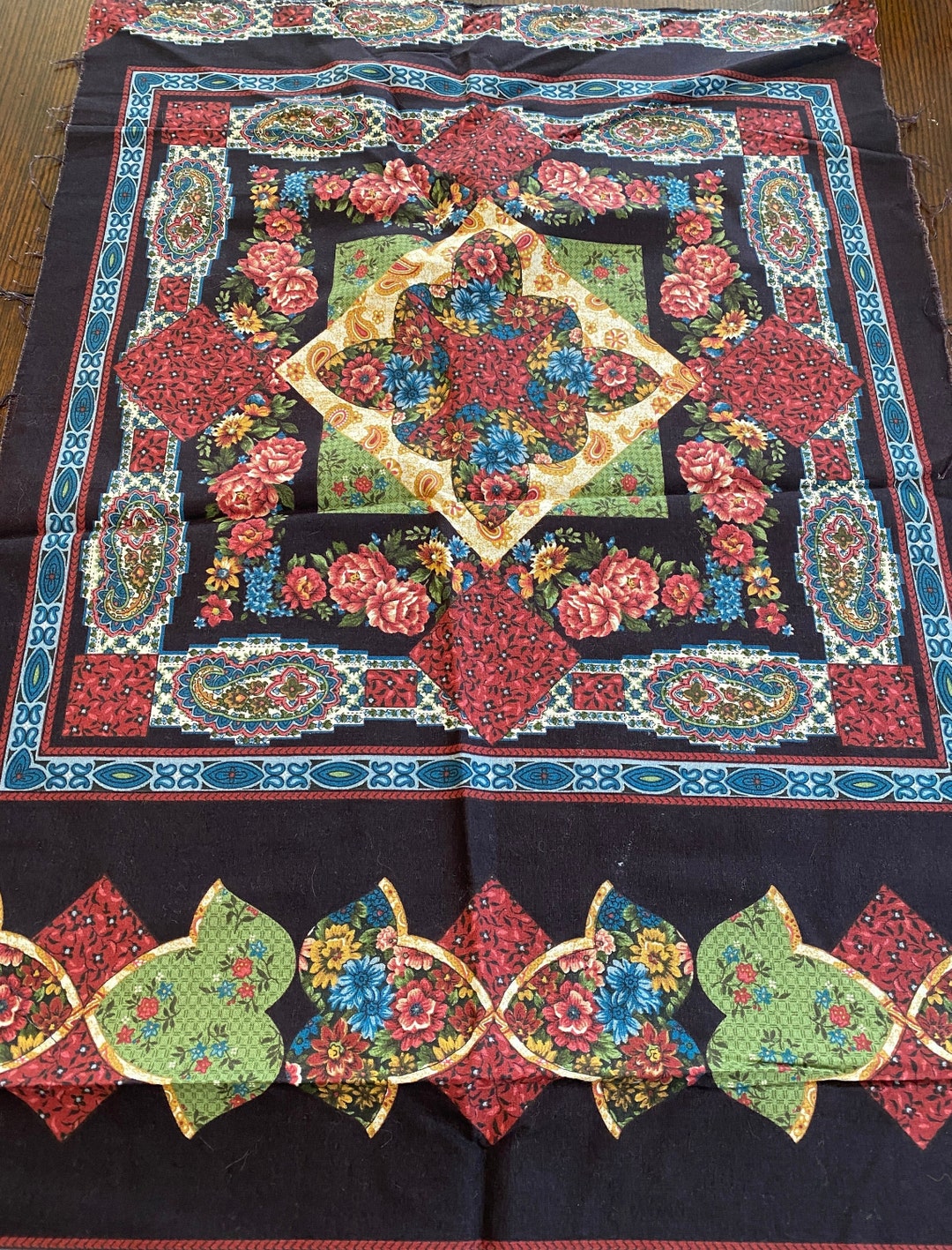 Springs Industries Floral Cheater Quilt Quilting, Sewing Fabric Panel ...