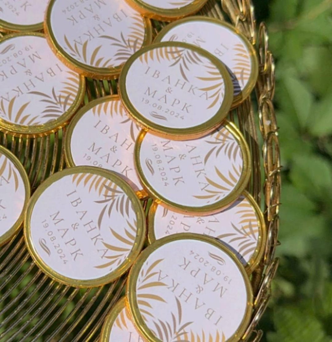 Golden Chocolate Coin Wedding Favors – Personalized Chocolate Gifts ...