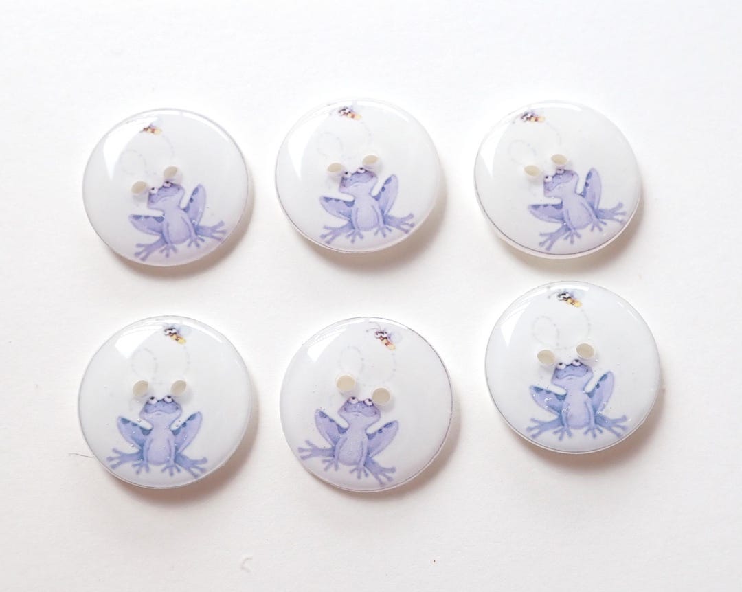 6 Purple Frog and Bumble Bee Sewing Buttons - GREEN Background. 3/4" or ...
