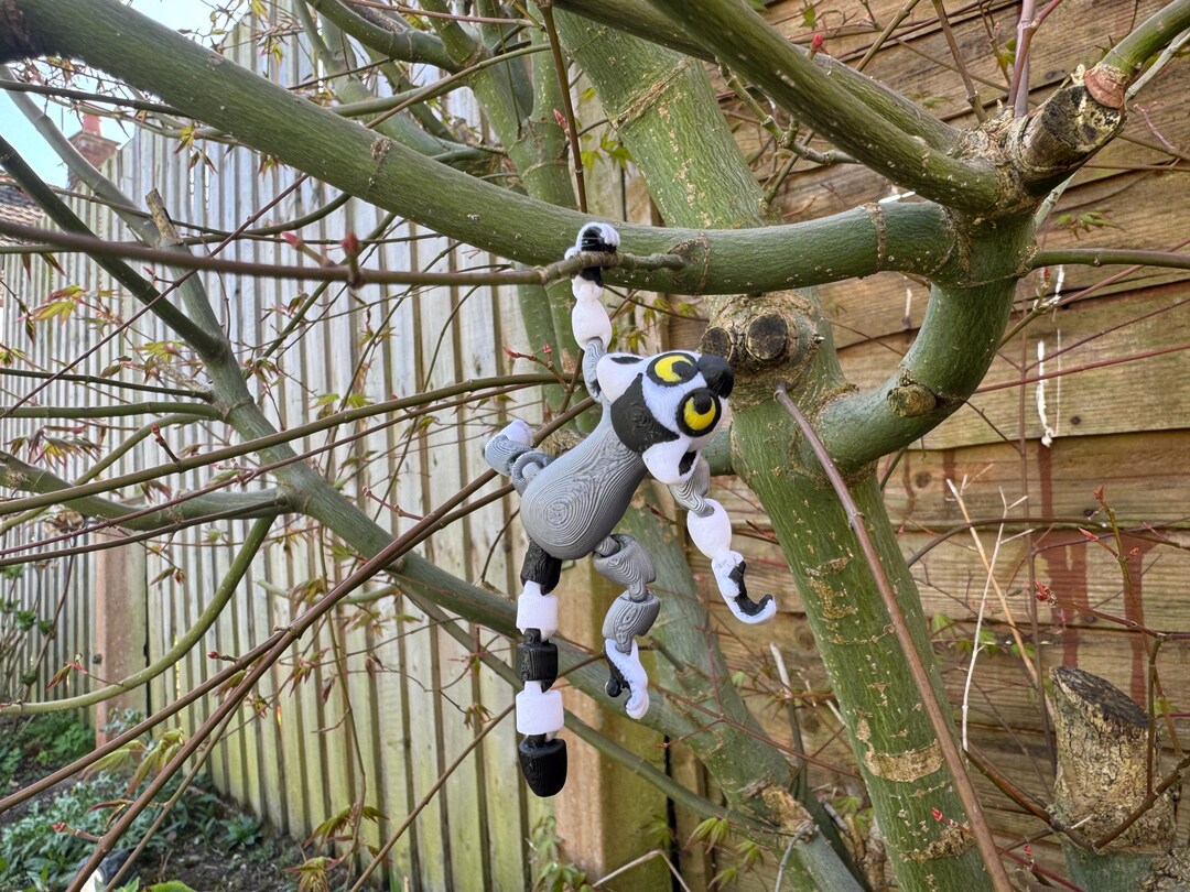 Linking Lemur Articulated Fidget Keyring - Pocket Sized Toy. - Etsy