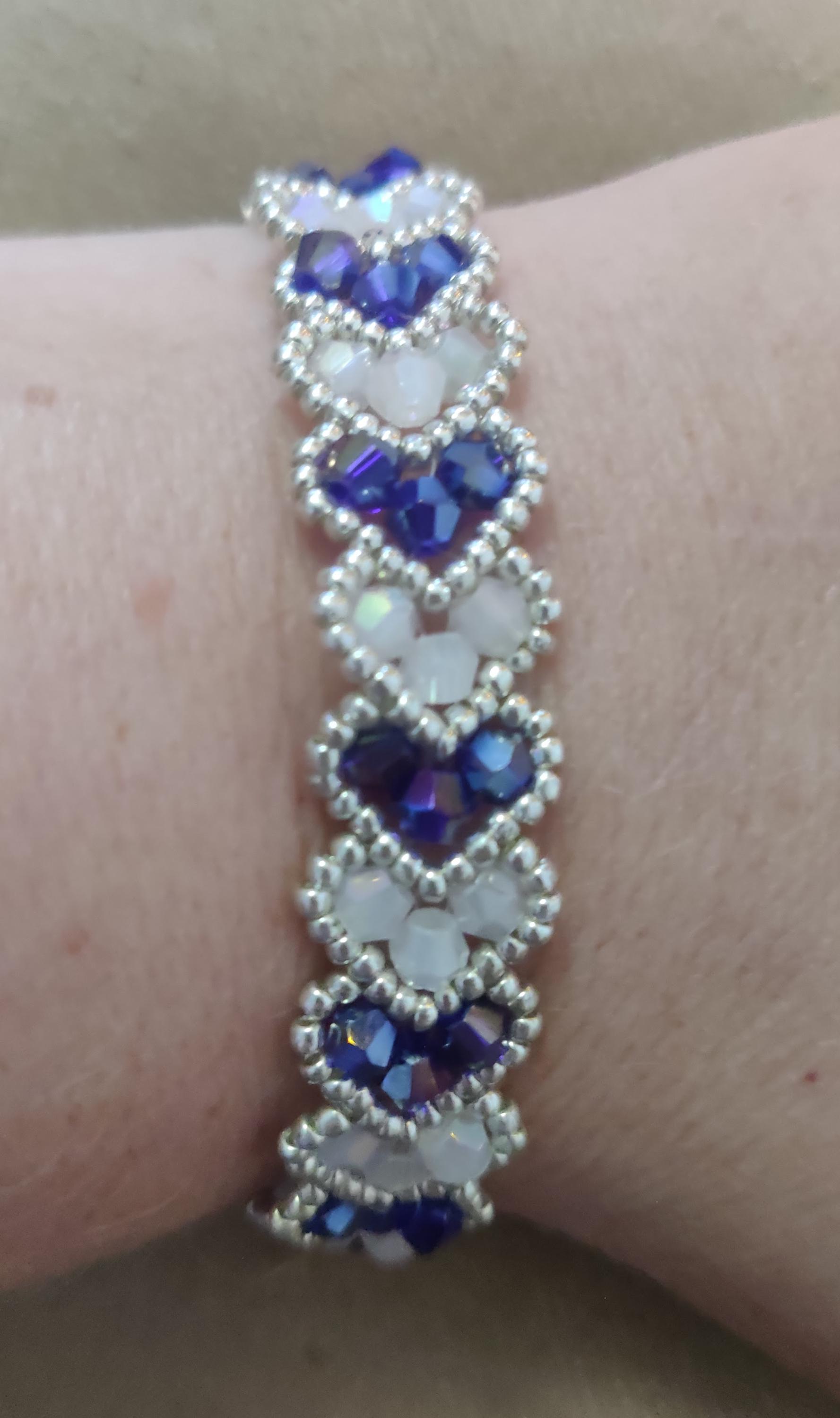 Pärlarmband Dam Hjärtmönster - Handgjort, Bead Weaving - Etsy