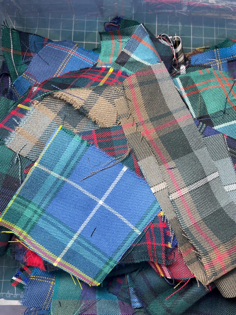 Tartan and Cotton Scottish Mixed Colours 100% Wool 800g Small Remnants ...